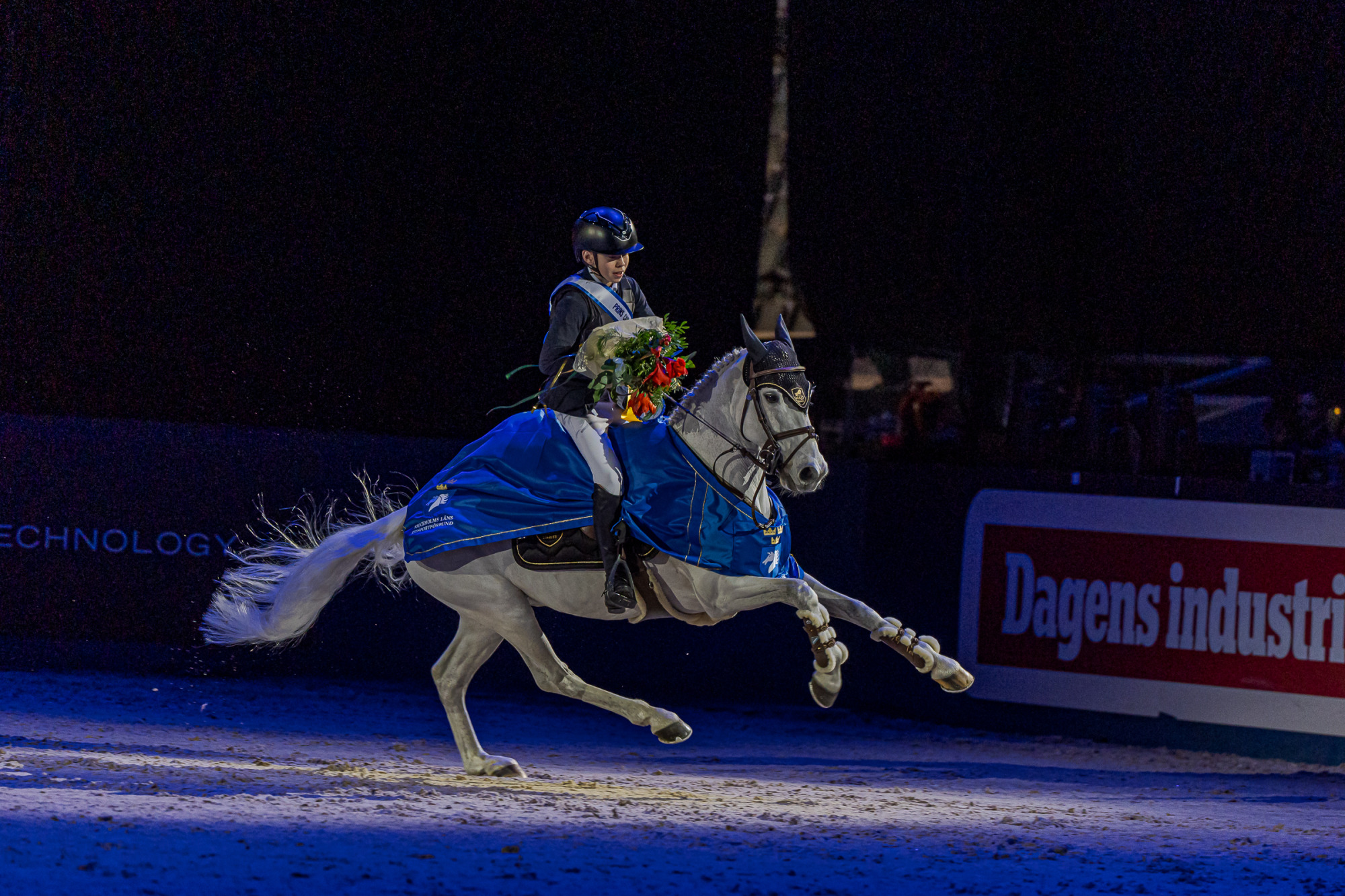 Jonathan Hansson tog "Milton" till den tredje segern - Ridsport