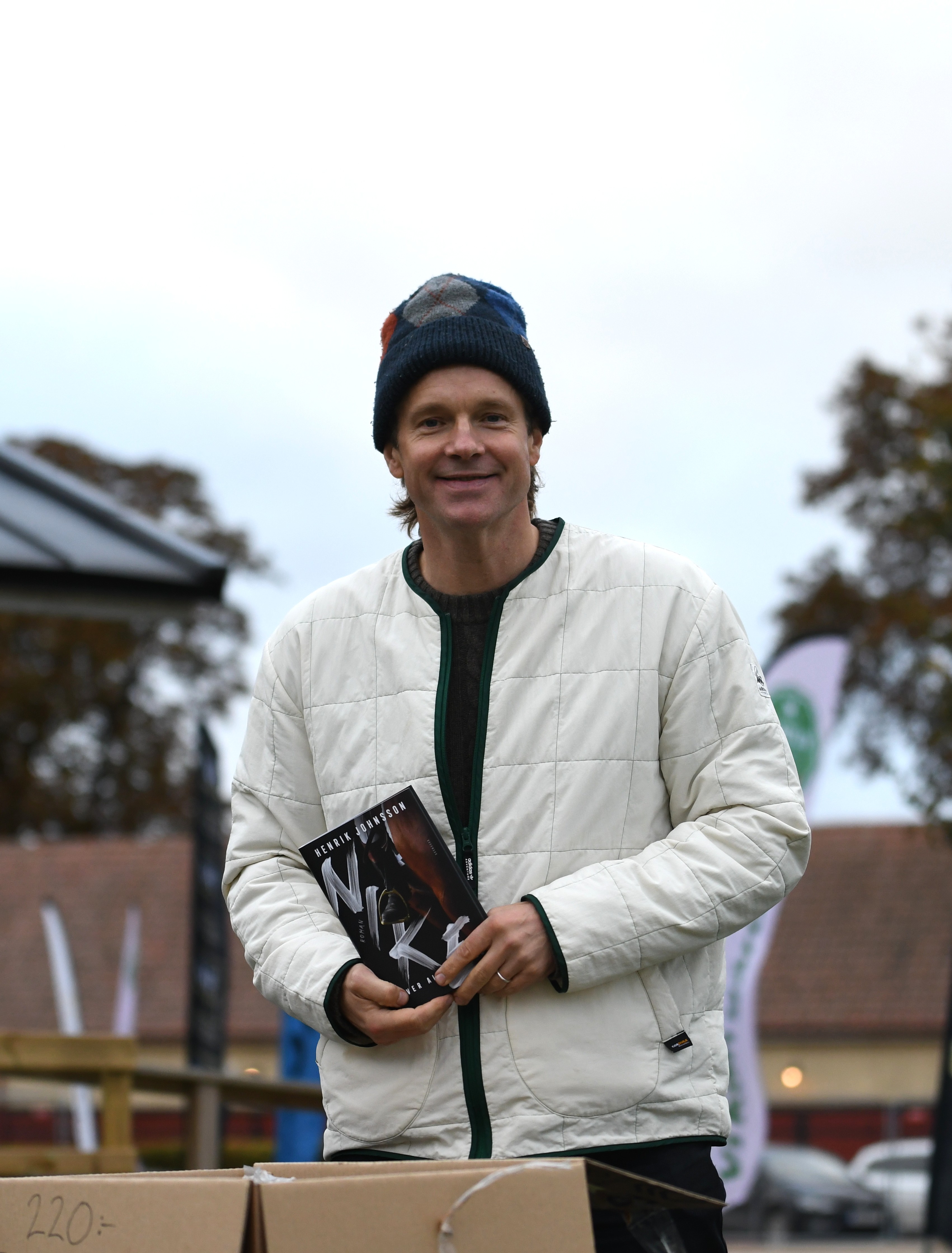 Henrik Johnsson släpper ny bok: "Finns något djupare i det" - Ridsport