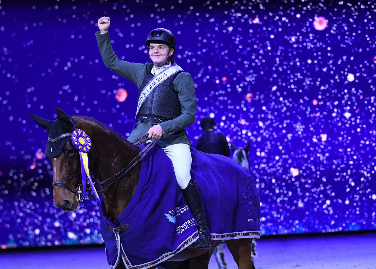 Carl-Hugo Westergren vann med stor marginal - Ridsport